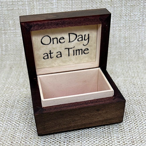 Special Edition - Medallion Box – Recovery Bling